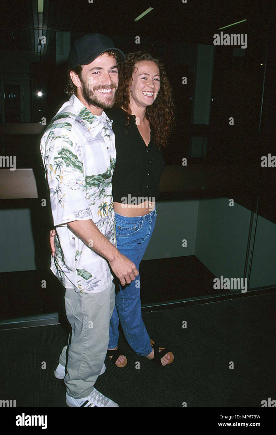 Matthew perry 1993 hi-res stock photography and images - Alamy