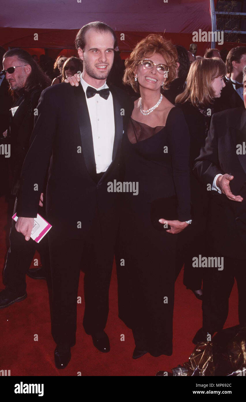 Sophia loren and son hi-res stock photography and images - Alamy