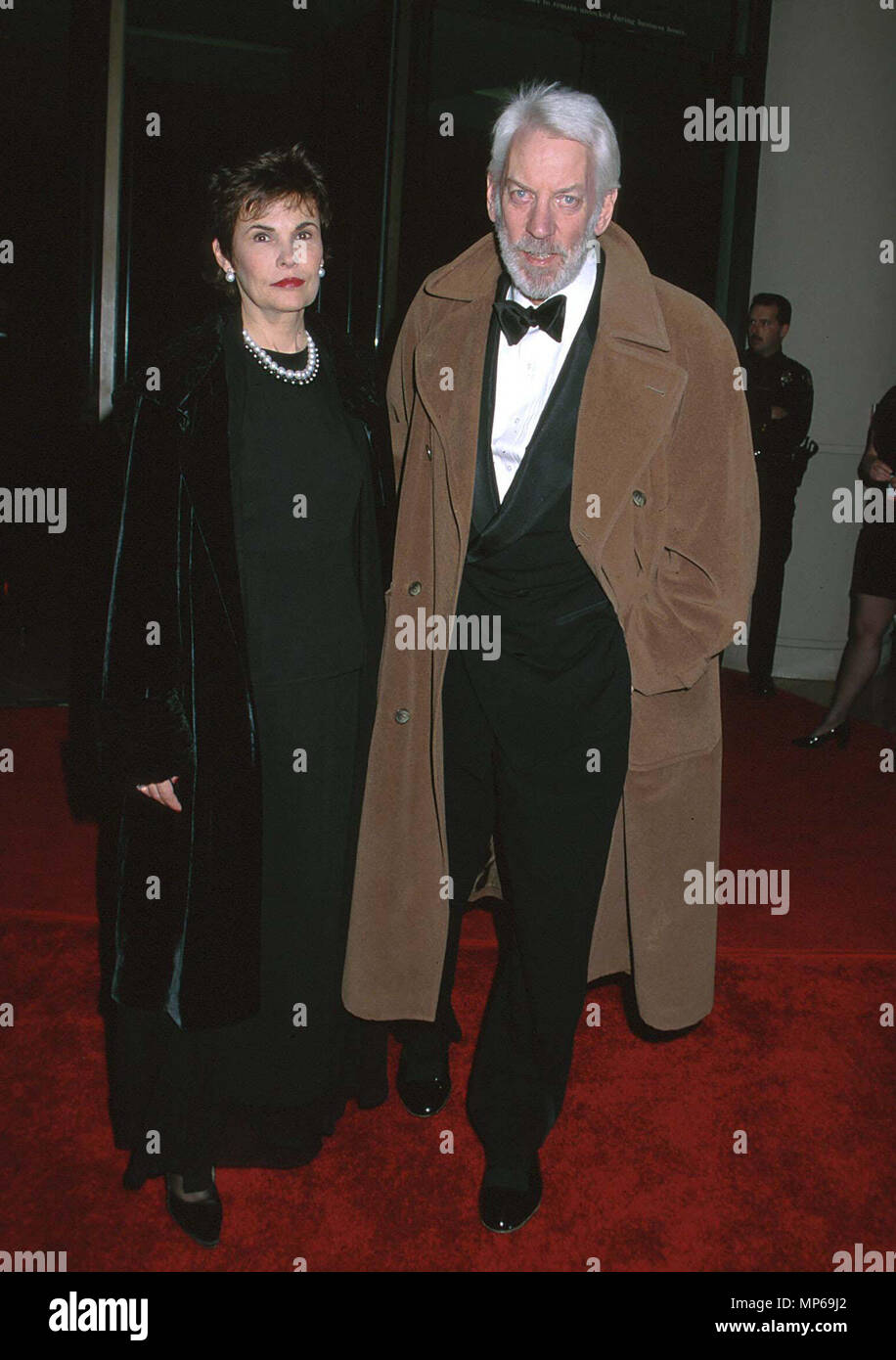 Sutherland Donald & wifeSutherland Donald & wife Event in Hollywood ...