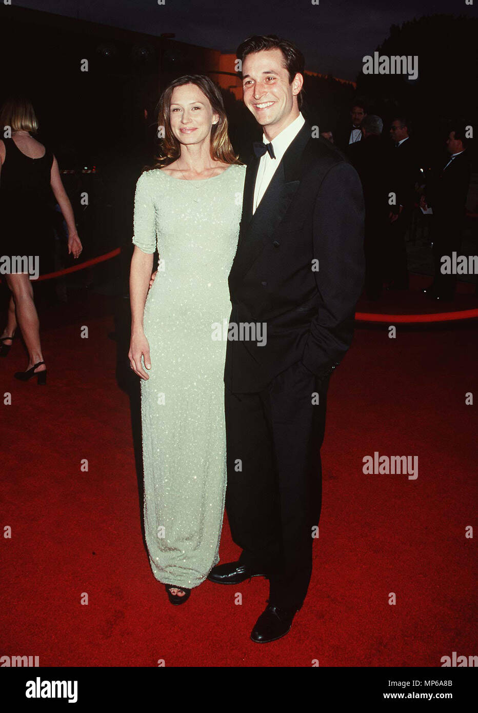 Noah wyle and tracy warbin hi-res stock photography and images - Alamy