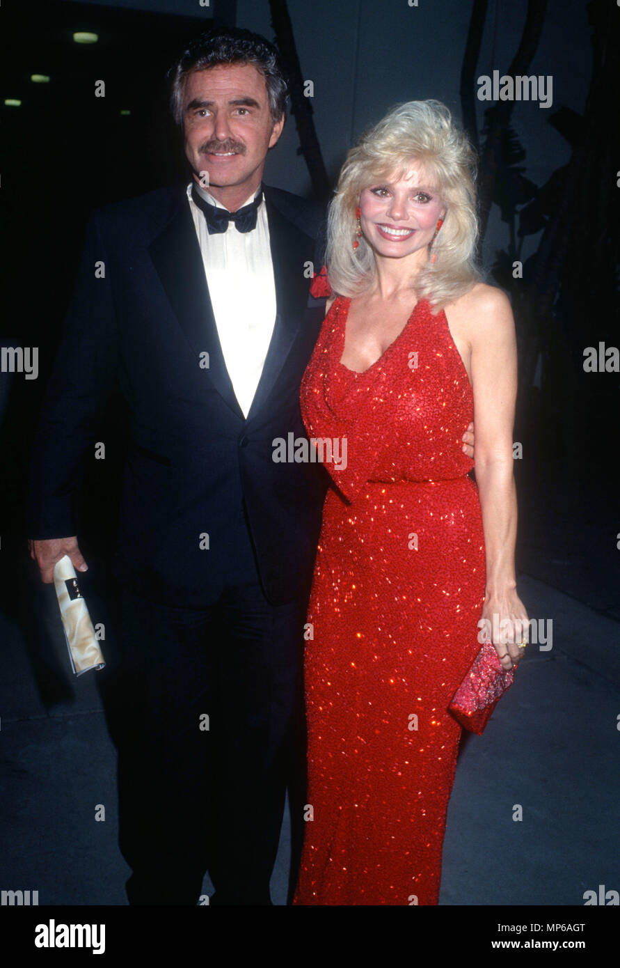 BEVERLY HILLS, CA - JANUARY 19: (L-R) Actor Burt Reynolds and actress ...