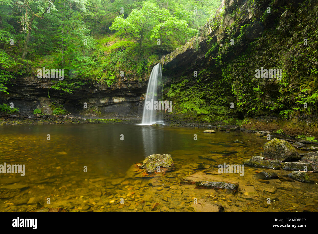 Pontneddfechan Falls High Resolution Stock Photography and Images - Alamy
