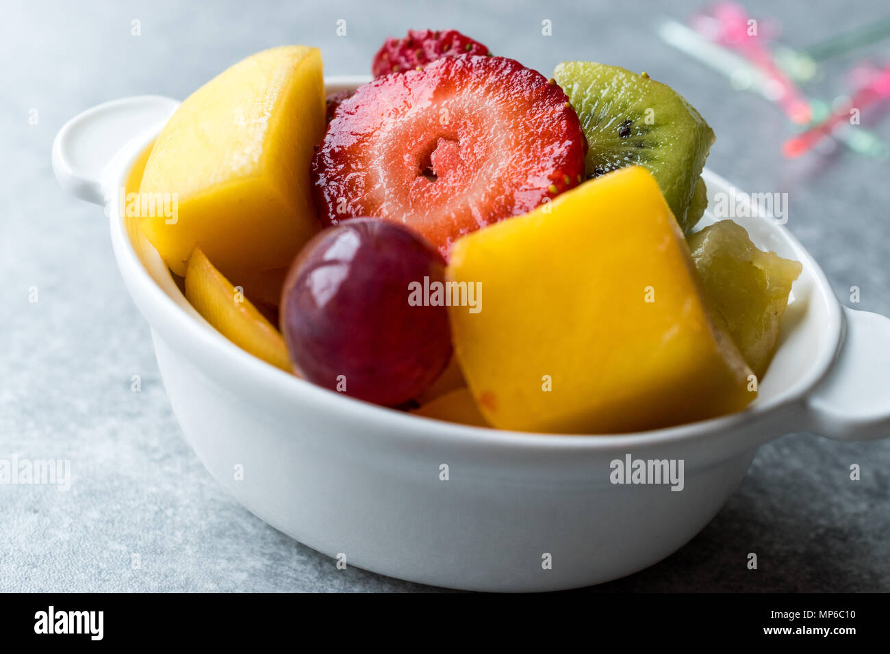 Mini Fruit Salad with Strawberry, Kiwi, Mango and Grape in White ...