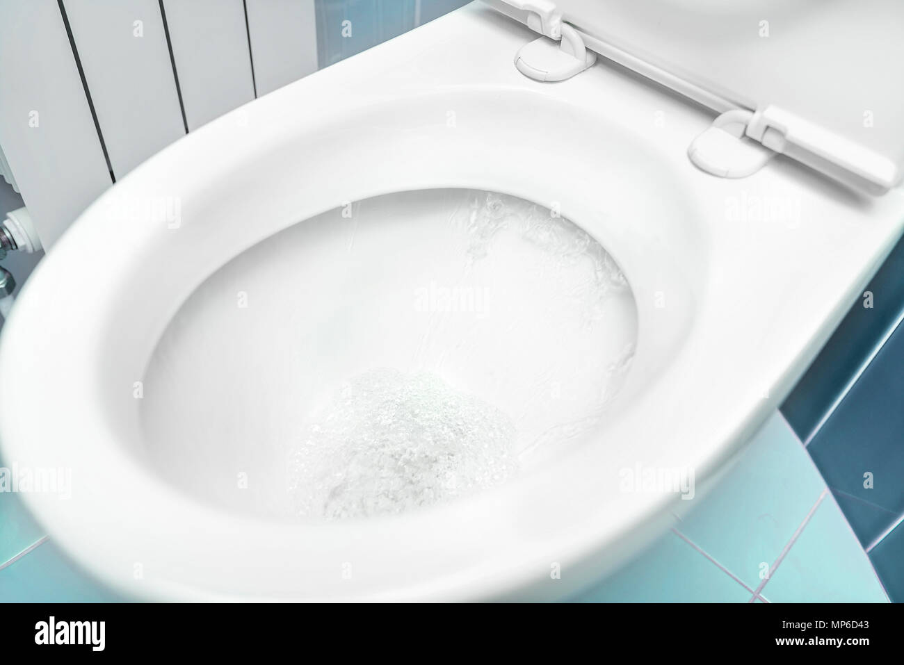 Toilet flush whirlpool hi-res stock photography and images - Alamy