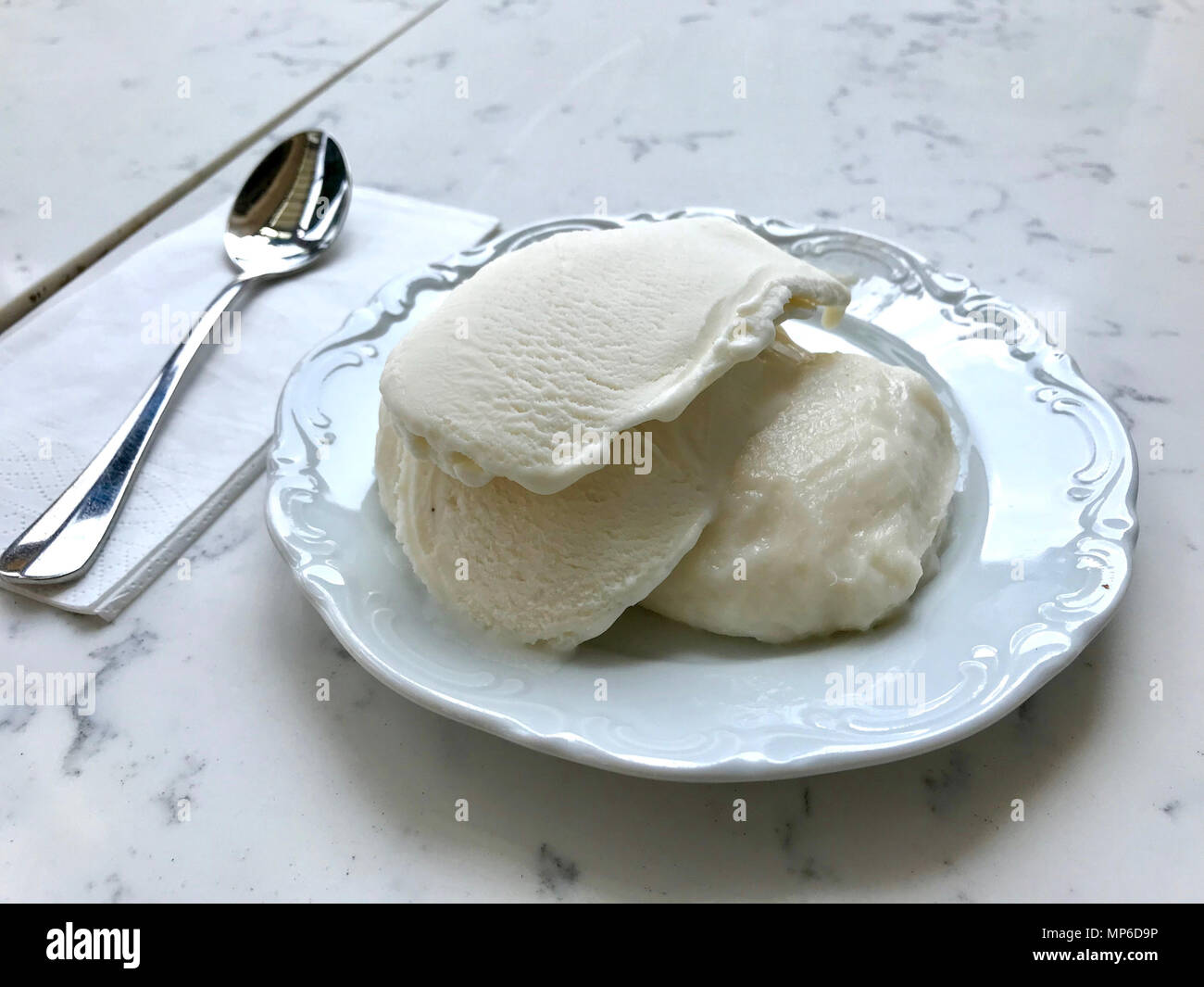 Turkish Tavuk Gogsu / Milk Baked Pudding Dessert with Ice Cream ...