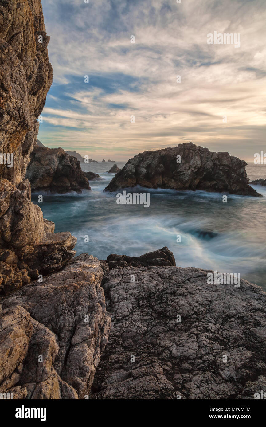 Big sur spring hi-res stock photography and images - Alamy