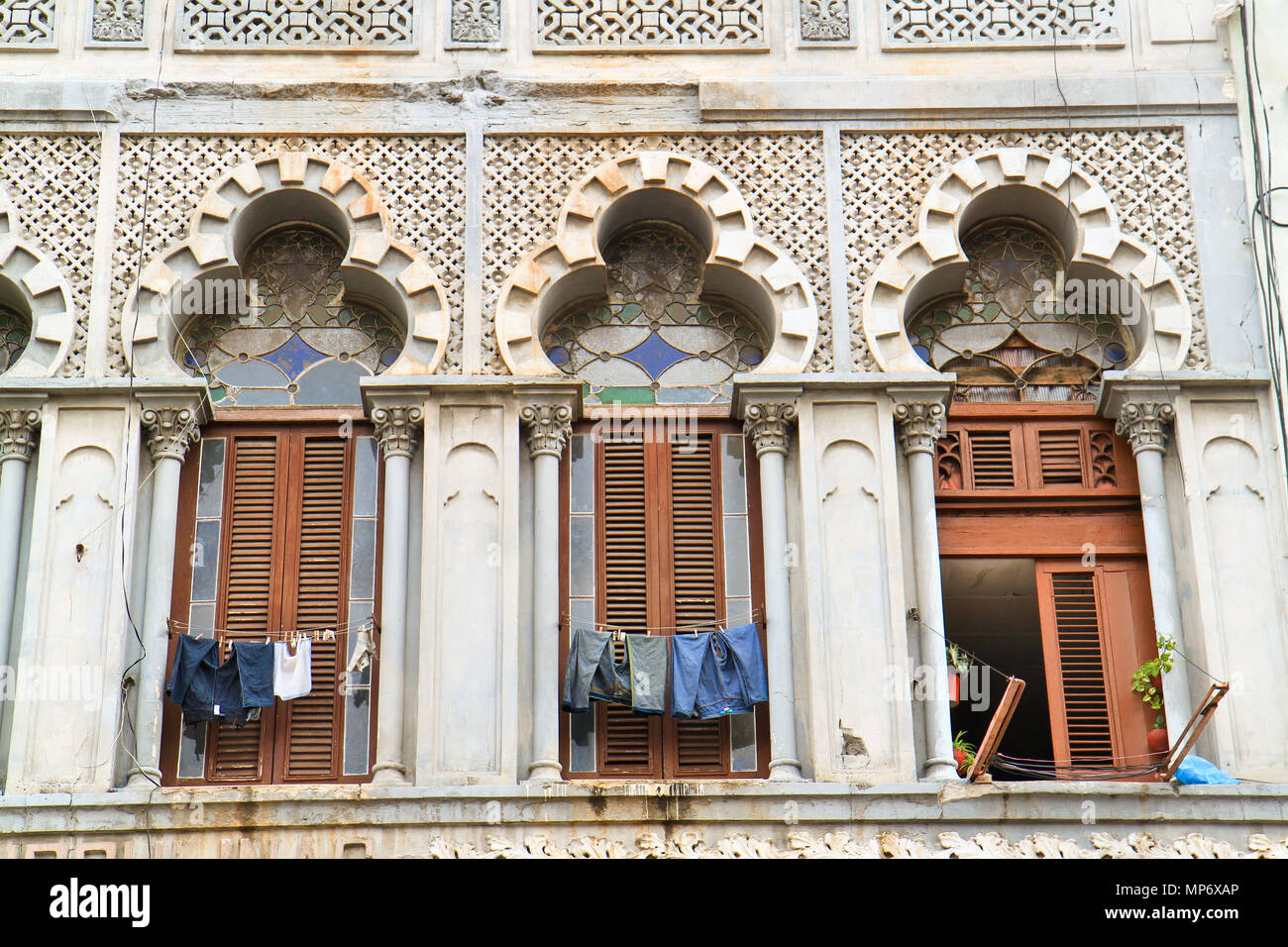 Cuban old colonial architecture detail hi-res stock photography and ...