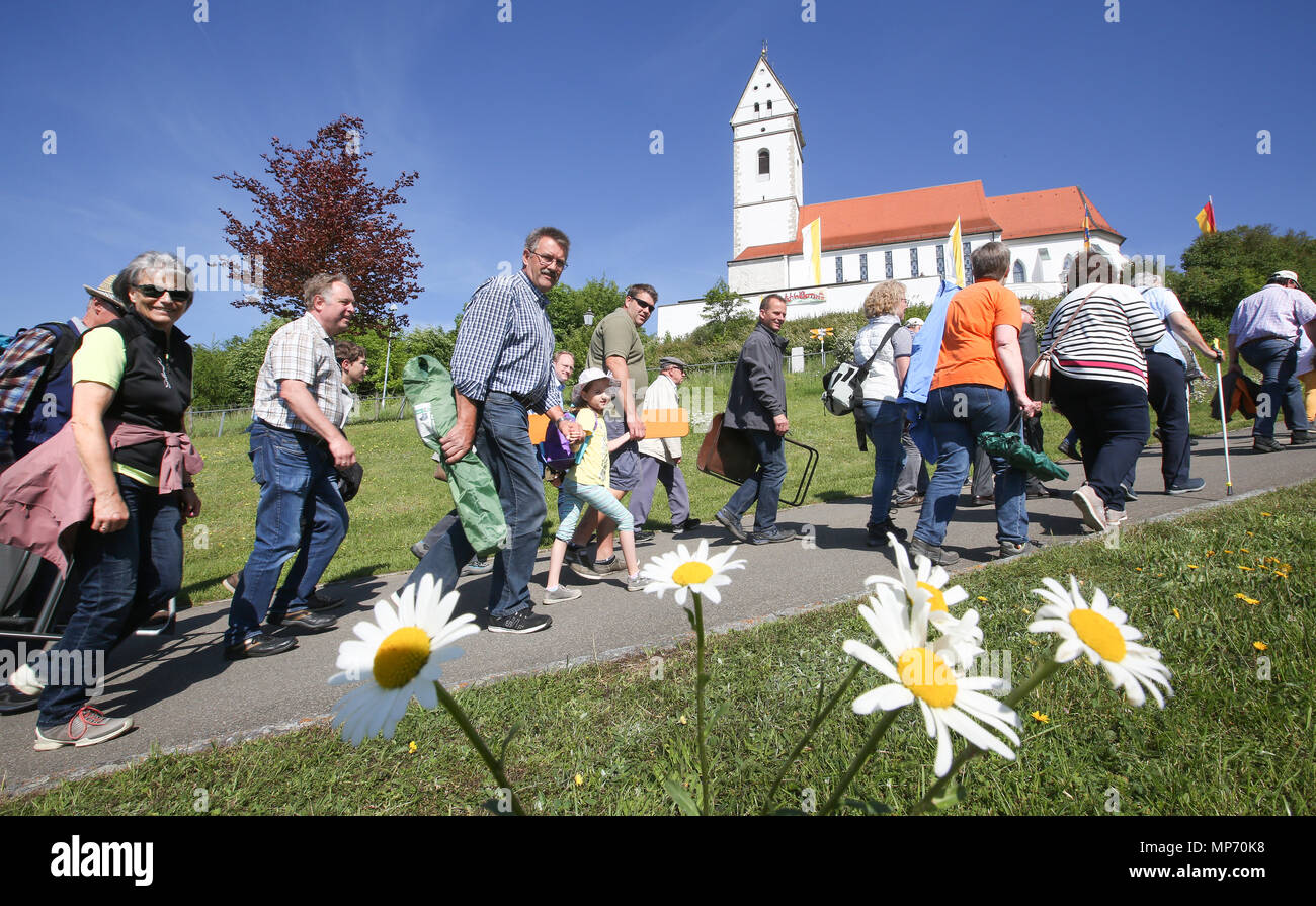 21 May 2018, Germany, Uttenweiler-Offingen: Pilgrims walk on the Bussen ...