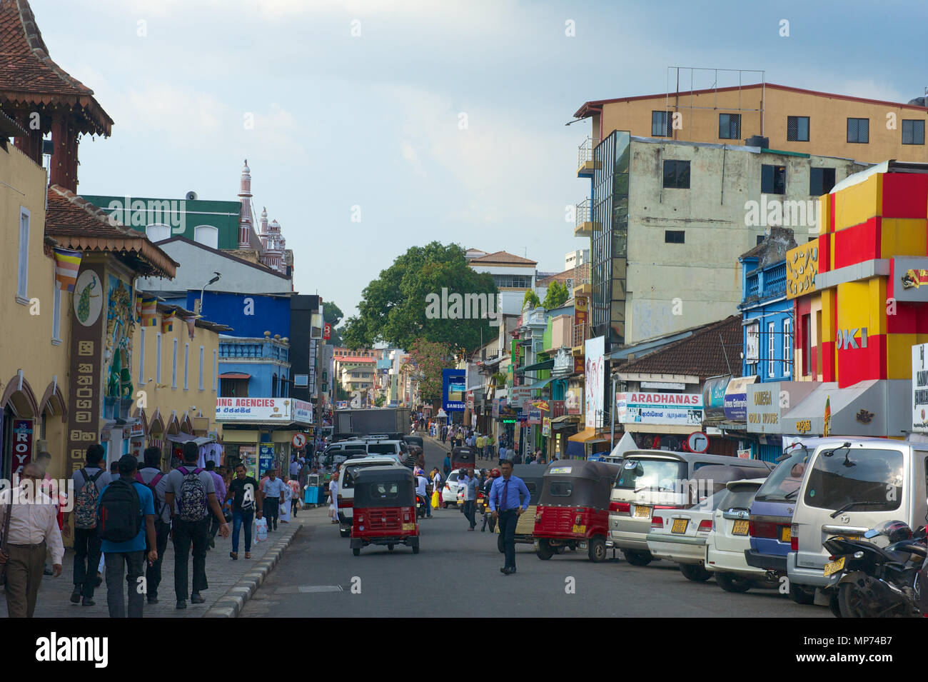 19 March 2018, Sri Lanka, Kandy: A street in Kandy. Photo: Ursula Düren ...