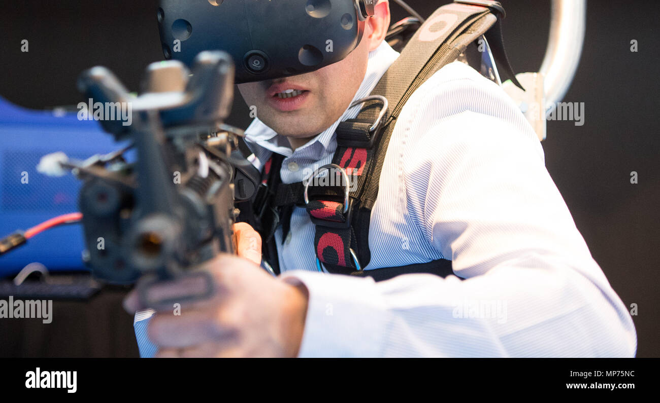 Weapons simulator training hi-res stock photography and images - Alamy