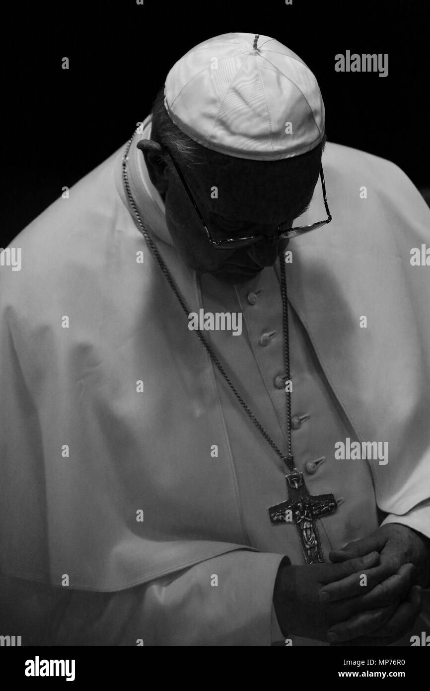 2018 21 jpg Black and White Stock Photos & Images - Alamy