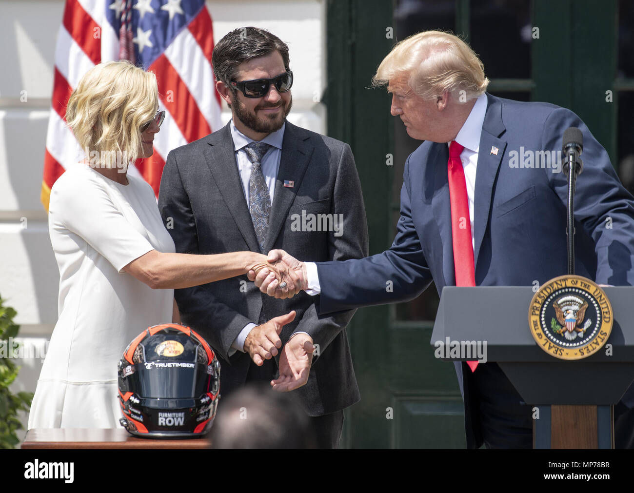 Pollex press hi-res stock photography and images - Alamy