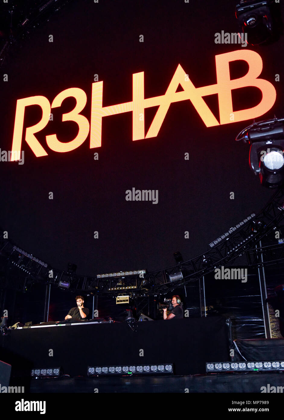 I Need R3hab Logo