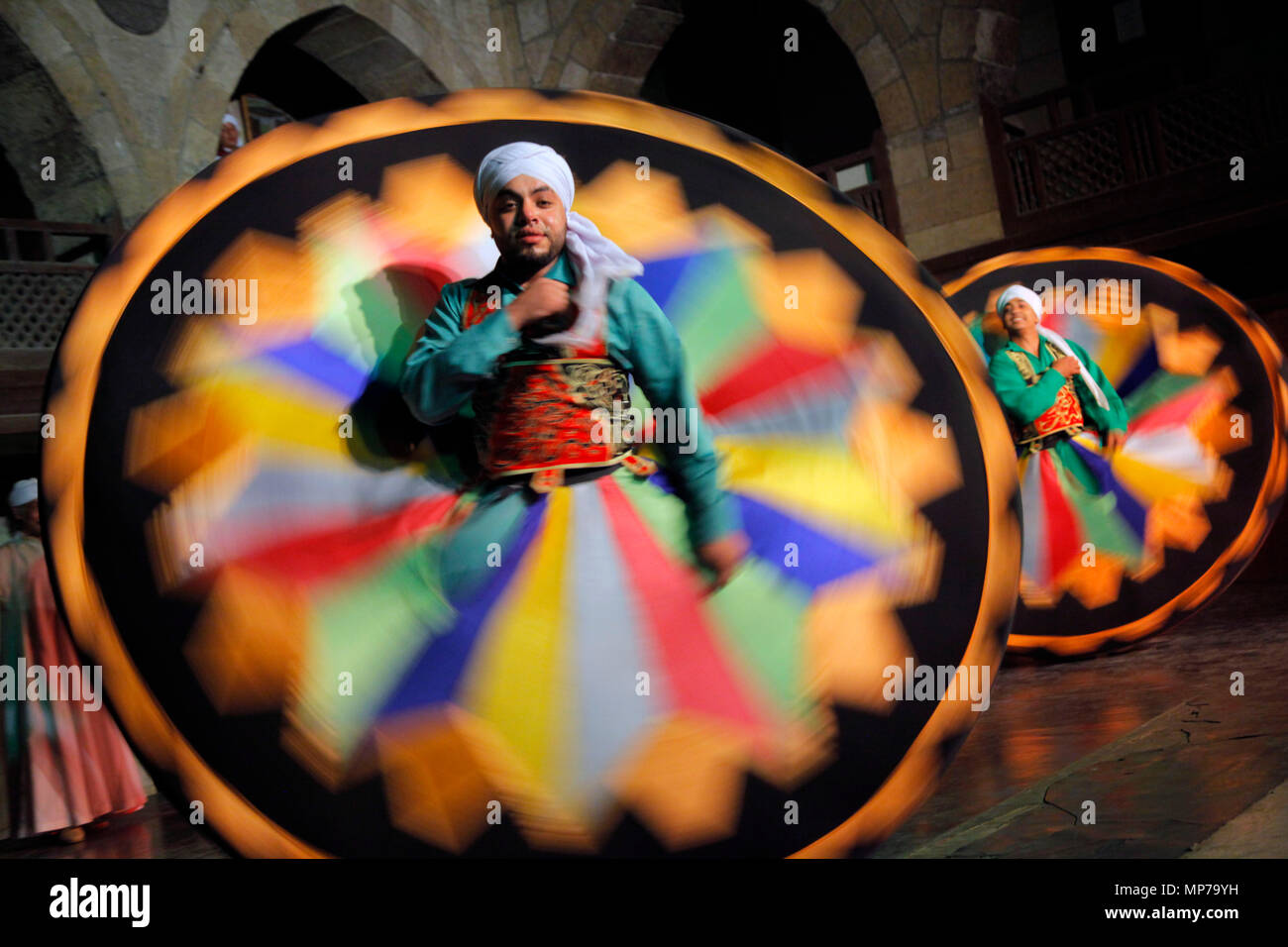 Cairo egyptian sufi tanoura hi-res stock photography and images - Alamy