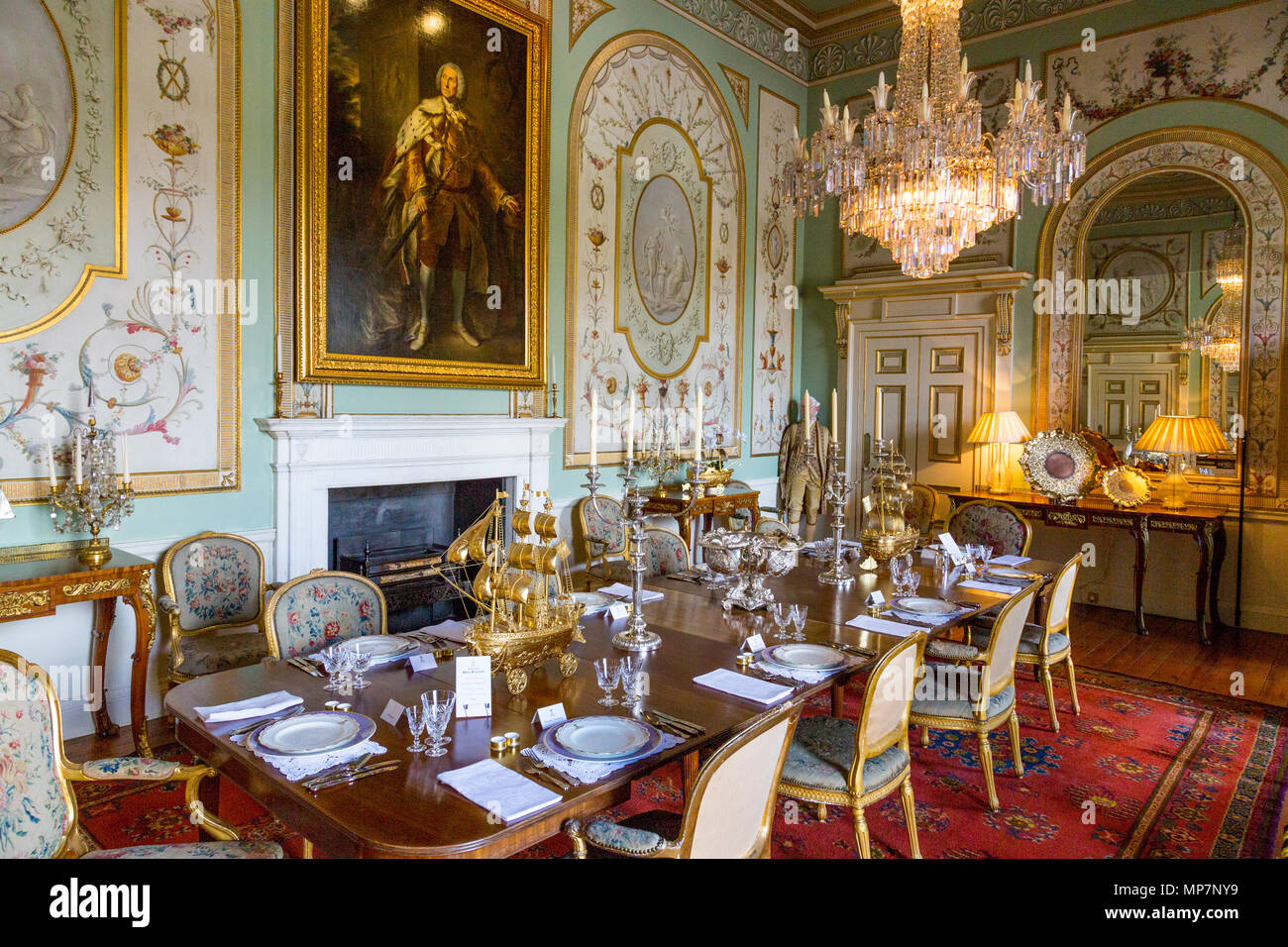Inveraray castle hi-res stock photography and images - Alamy