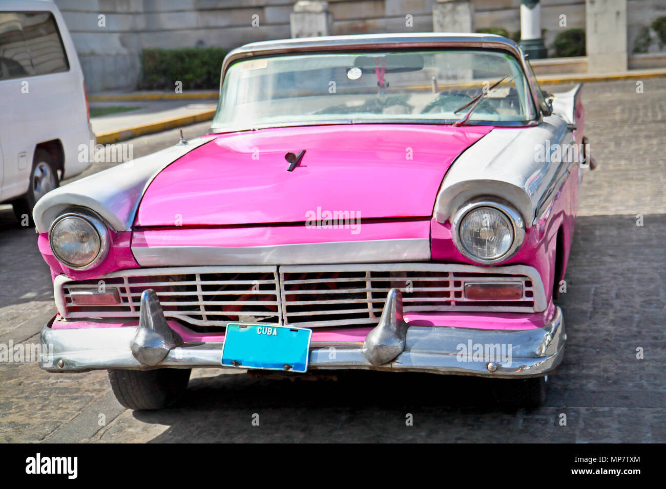 Classic Ford old in Havana, Cuba Stock Photo - Alamy