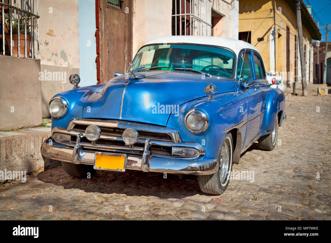 Fifties chevrolet cuba hi-res stock photography and images - Alamy