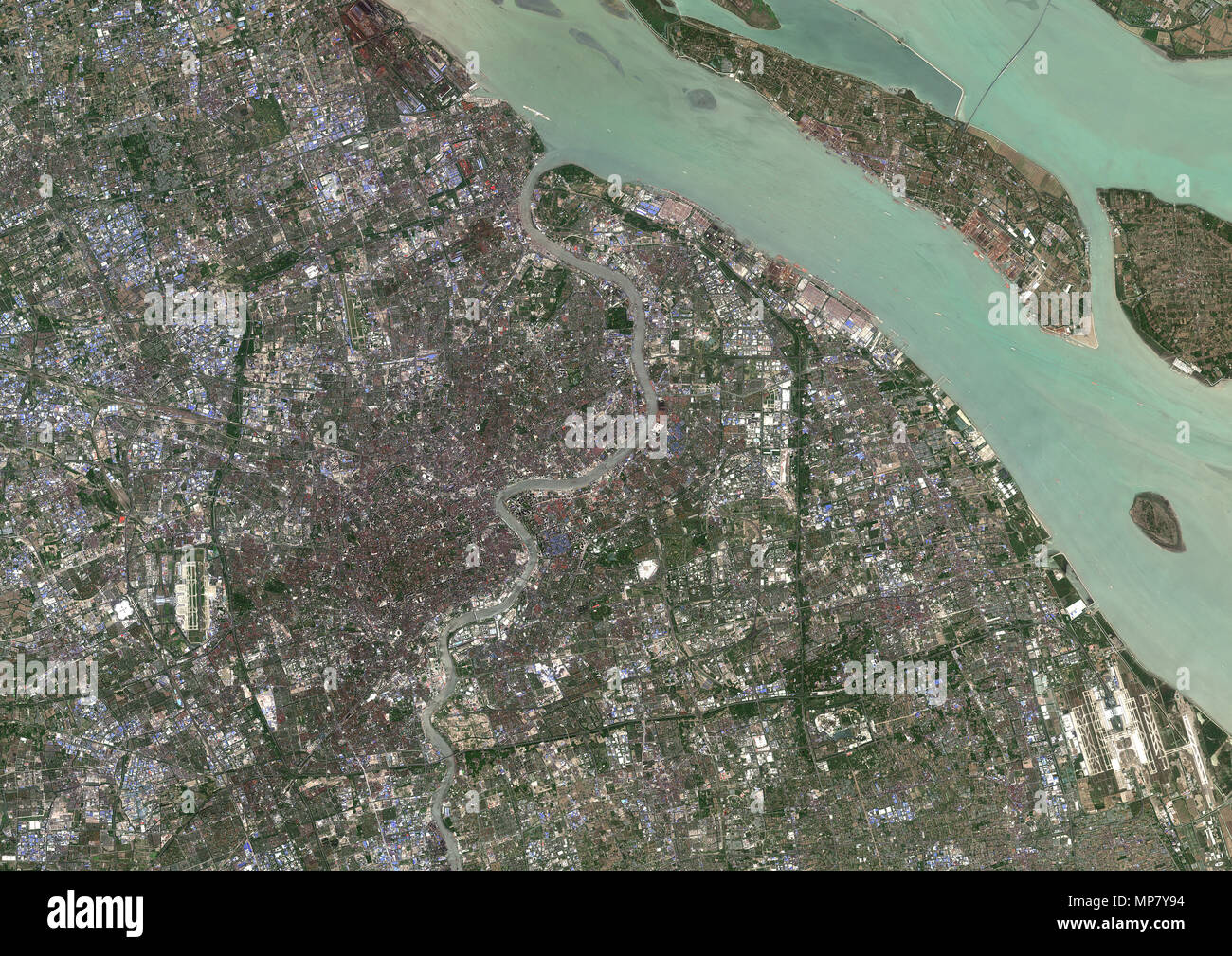 Shanghai, china, satellite image hi-res stock photography and images ...