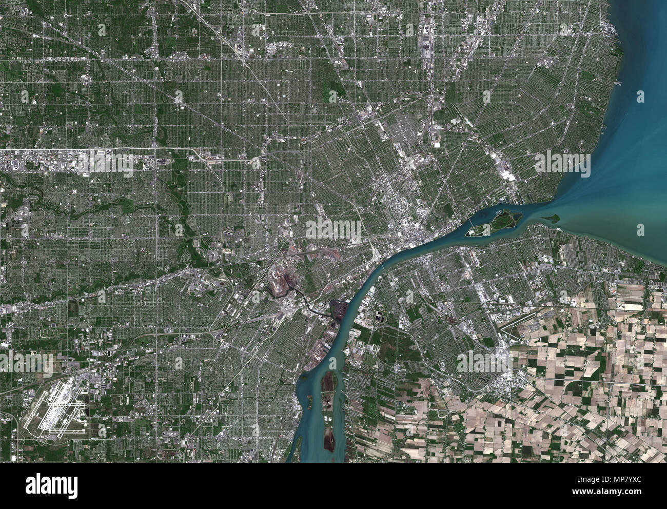 Aerial of detroit city hi-res stock photography and images - Alamy