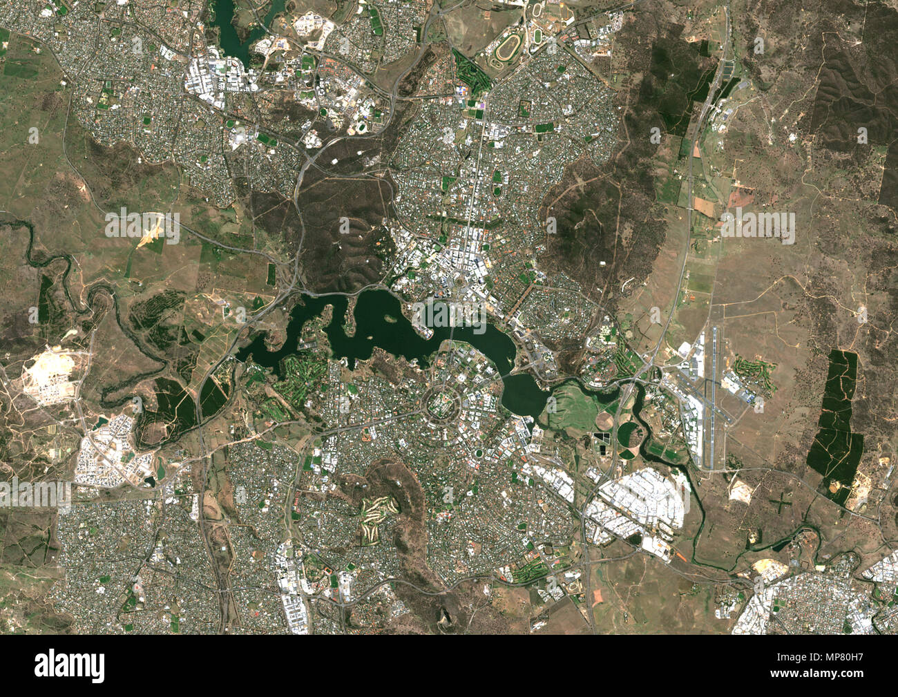 Canberra aerial hi-res stock photography and images - Alamy