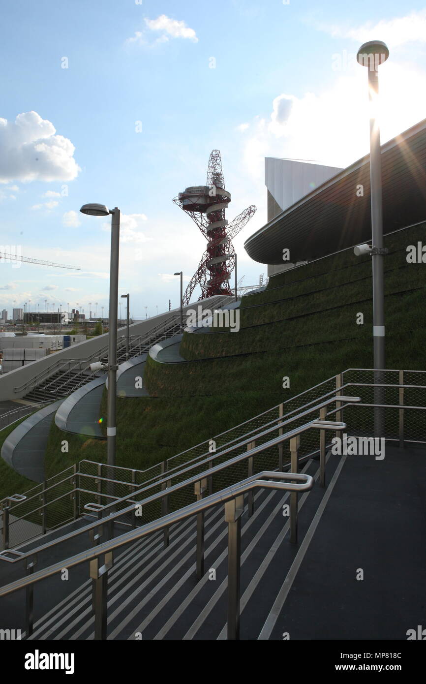The Olympic ArcelorMittal Orbit Sculpture from the Aquatic Centre, The ...