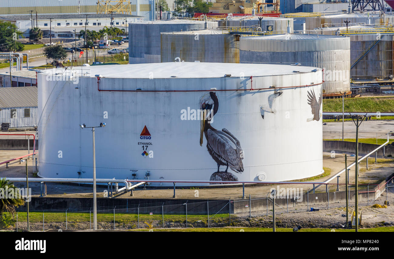 Citgo Ethanol Tank with Pelican in Tampa Stock Photo - Alamy