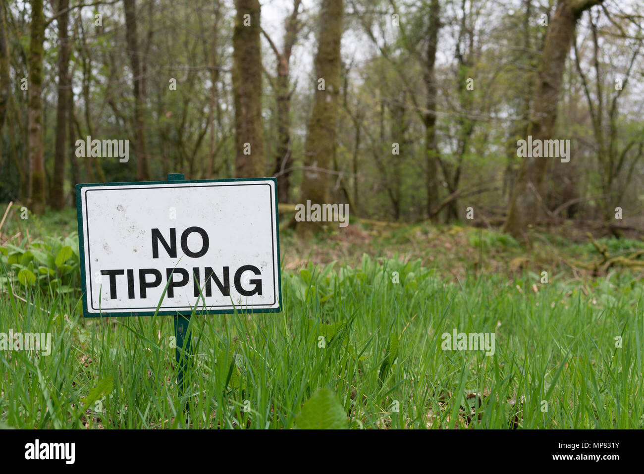 No tipping sign hi-res stock photography and images - Alamy