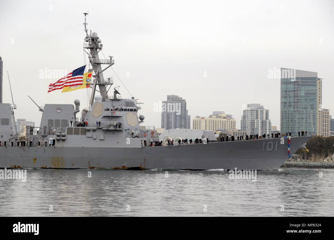The U.S. Navy Arleigh Burke-class guided-missile destroyer USS Gridley ...