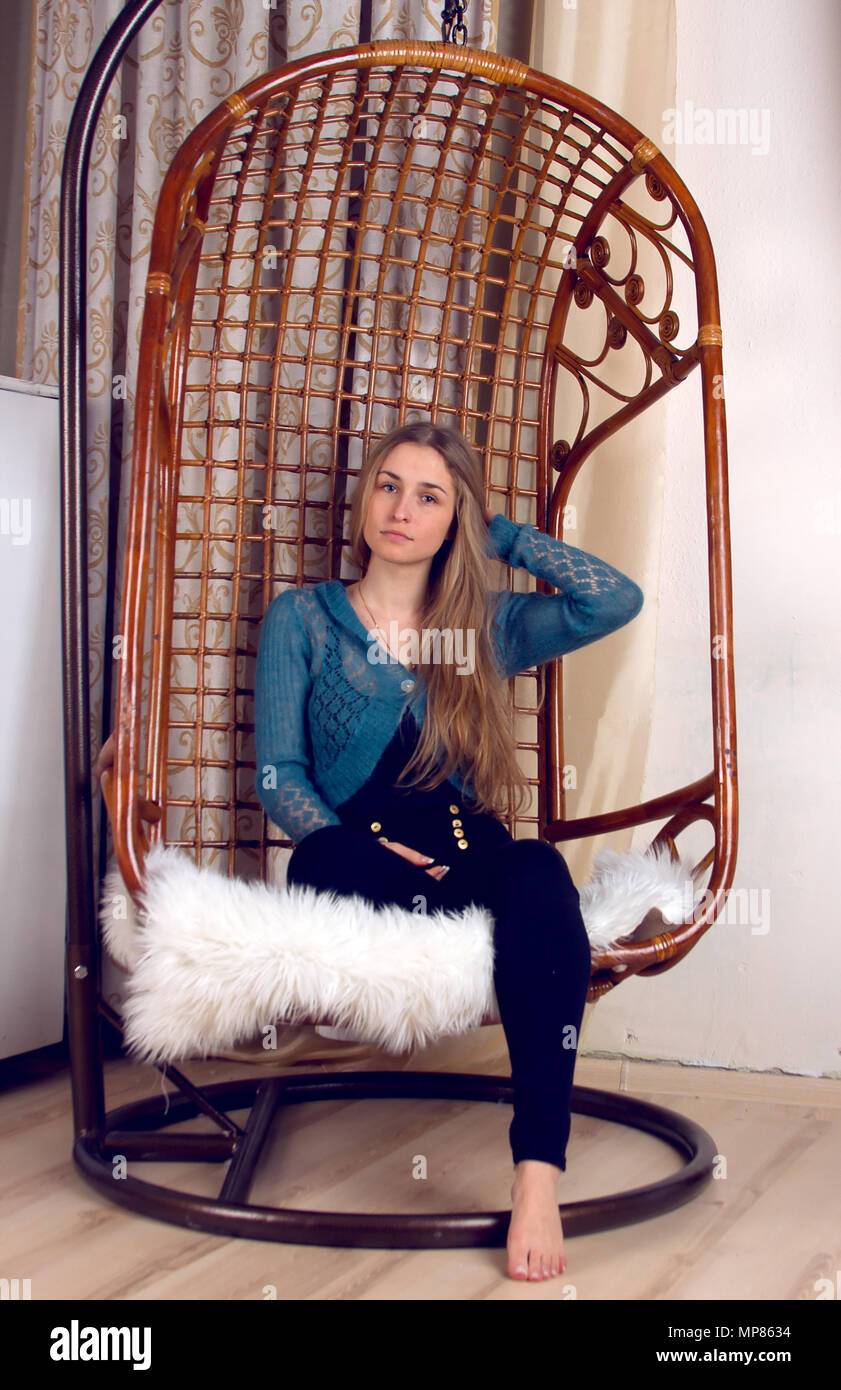 Suspended chair hi-res stock photography and images - Alamy