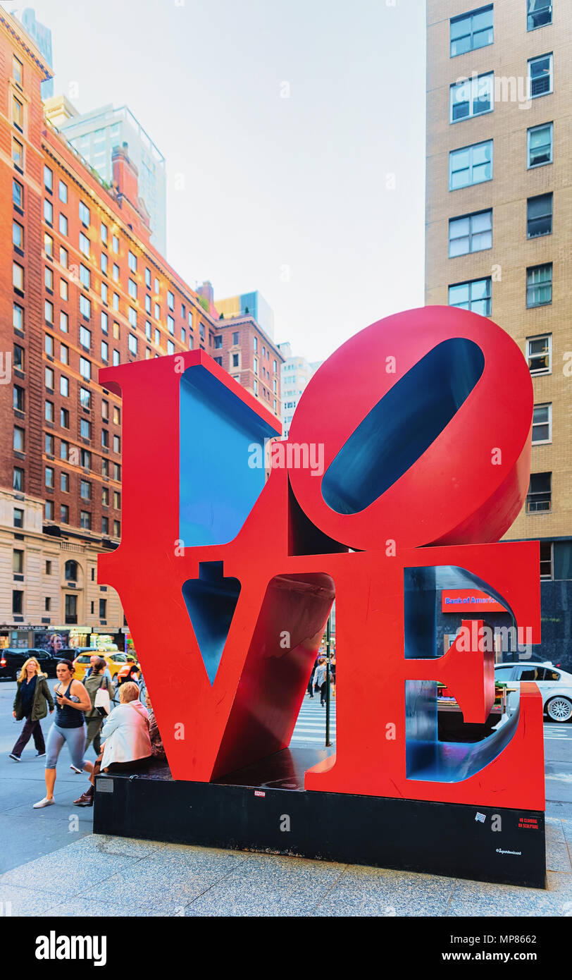 New York, USA - May 06, 2015: Love sculpture by American artist Robert ...