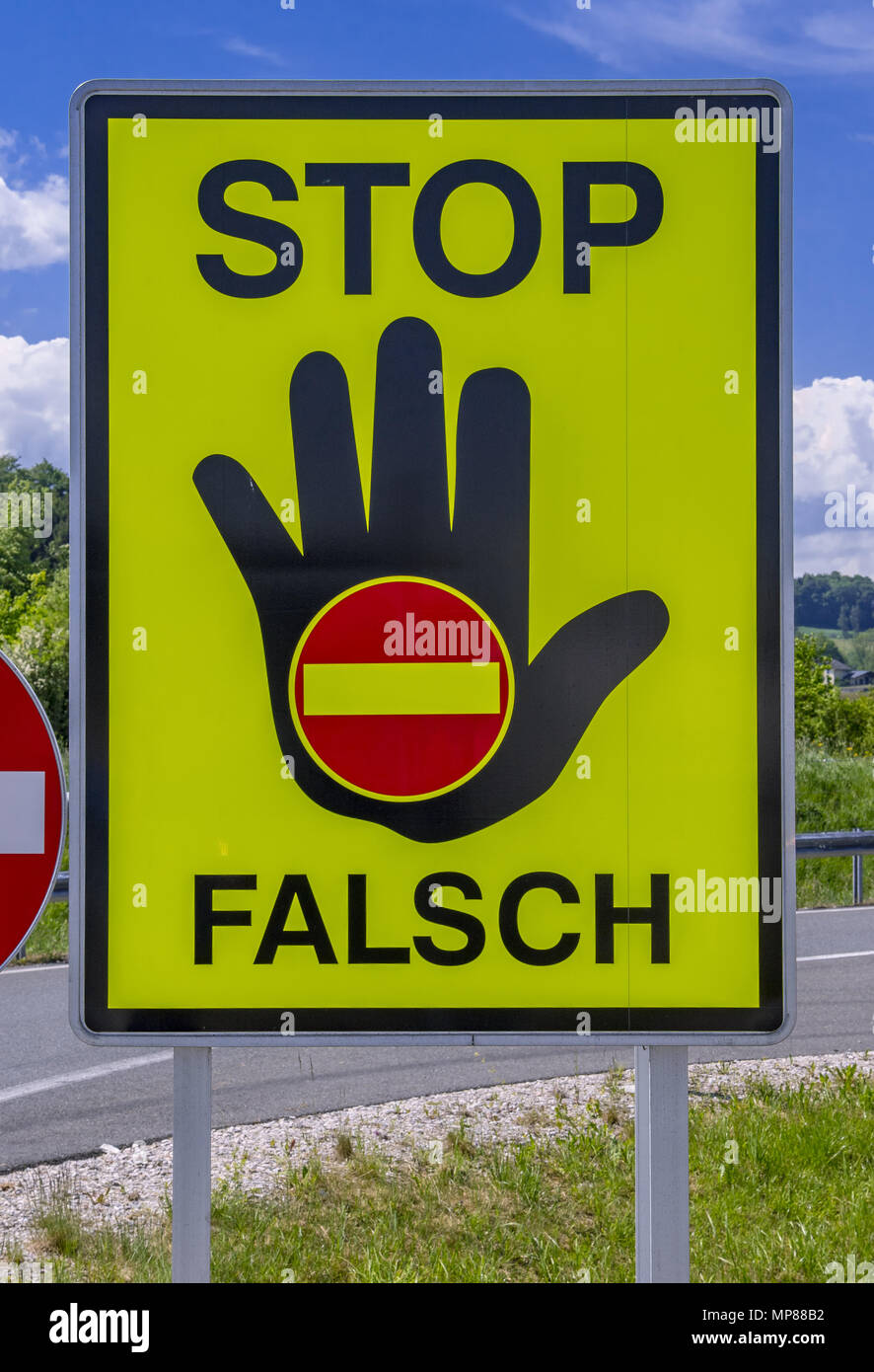 Non stop arrow hi-res stock photography and images - Alamy