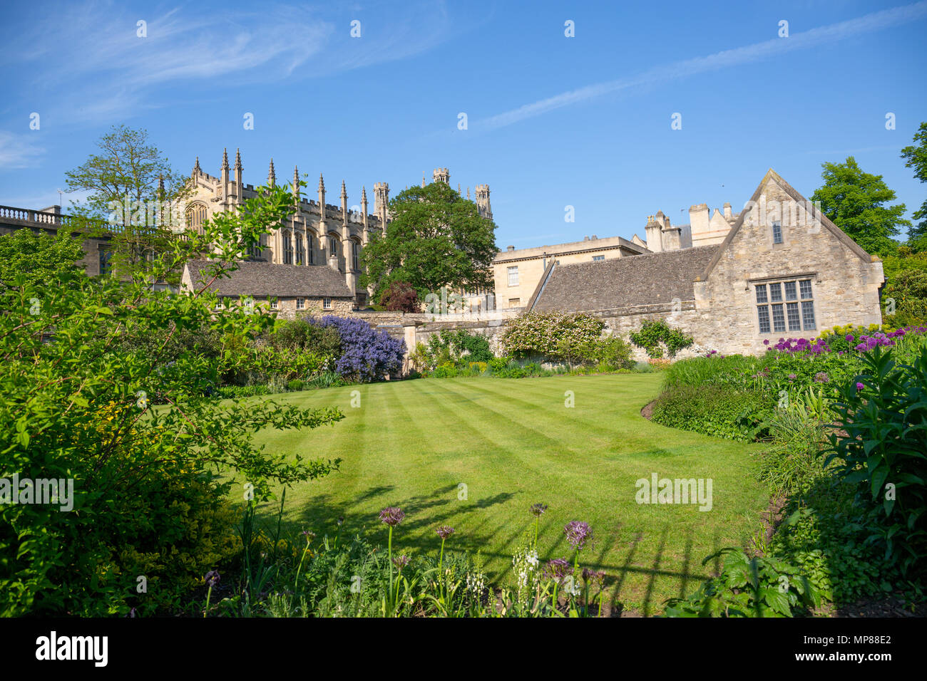 Oxford university college gardens church hi-res stock photography and ...