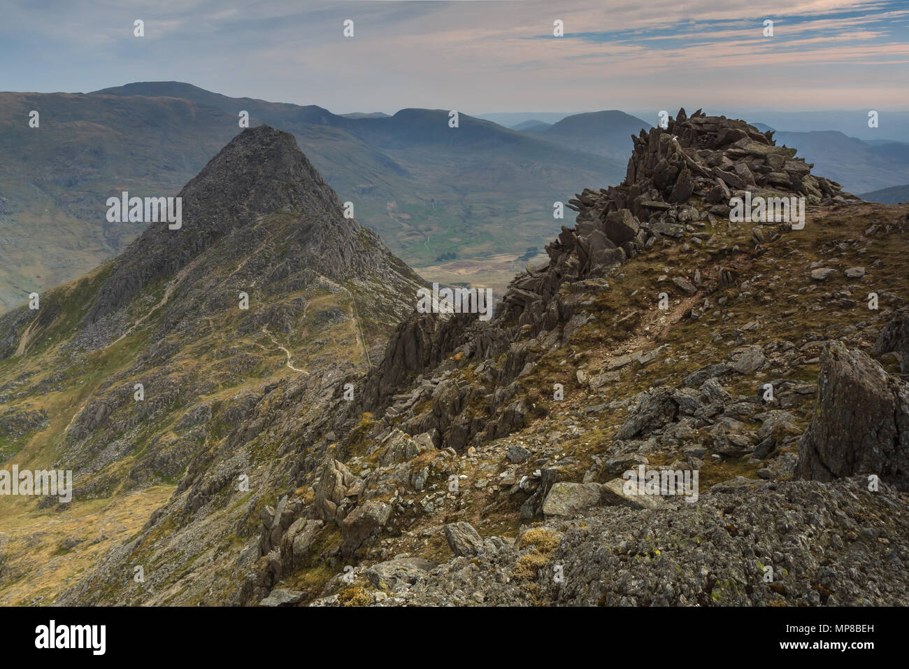 The summit of y glyder fach hi-res stock photography and images - Alamy