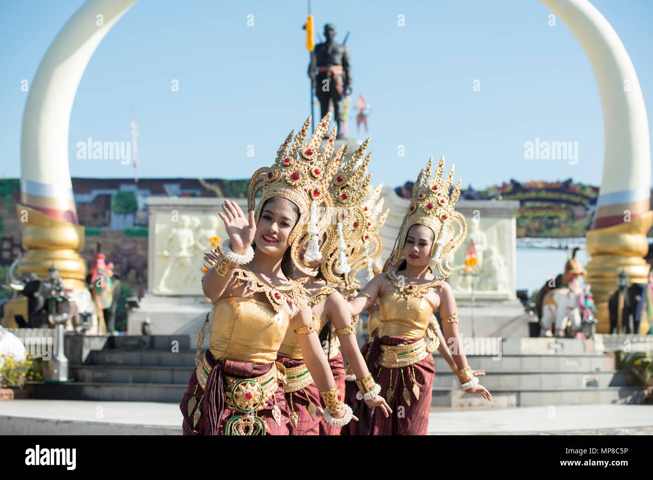 traditional thai Dance at the Phaya Surin Pakdee Monument at the traditional Elephant Round Up ...