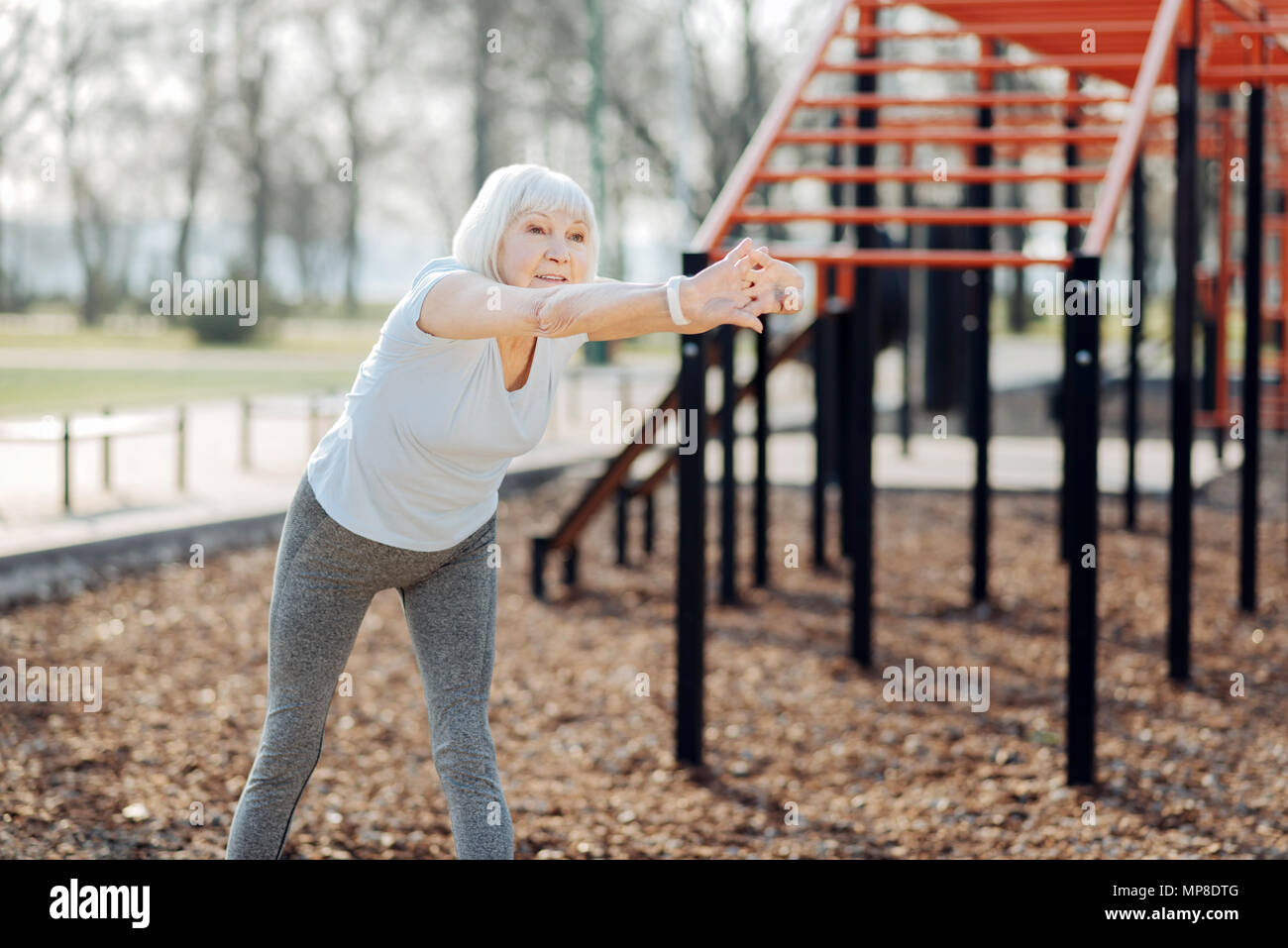 Well built woman hi-res stock photography and images - Alamy