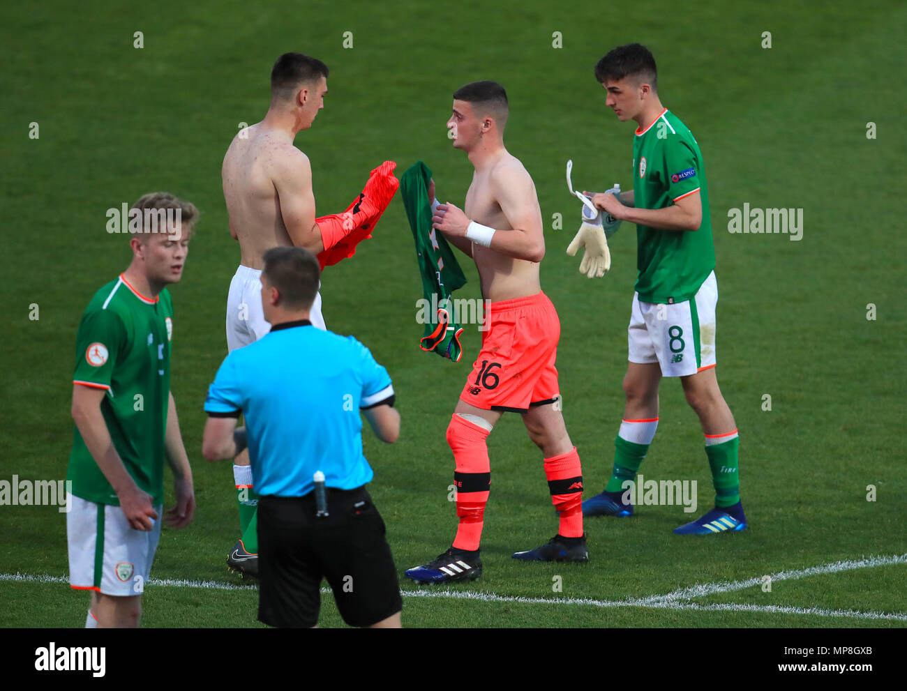 Barry coffey swap shirts hi-res stock photography and images - Alamy