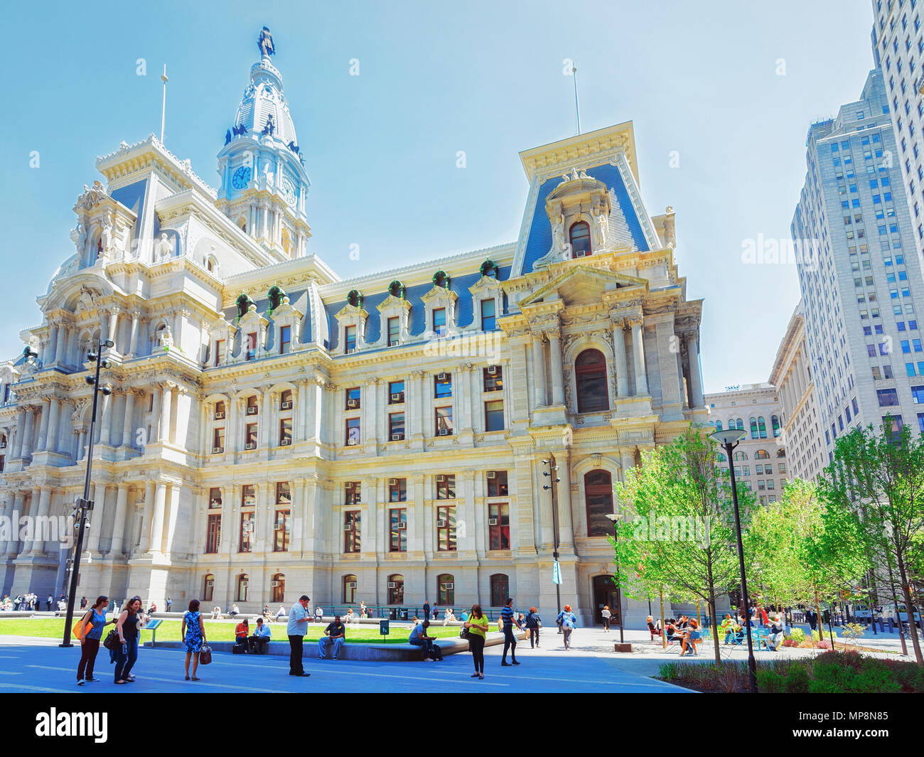Government statue dome civic clock hi-res stock photography and images ...