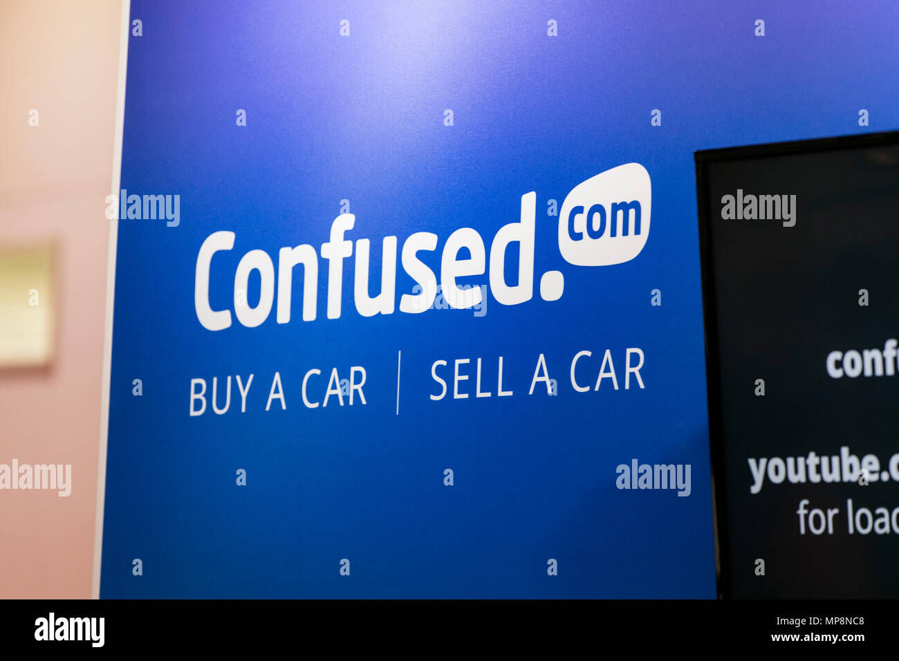 Confused com logo hi-res stock photography and images - Alamy