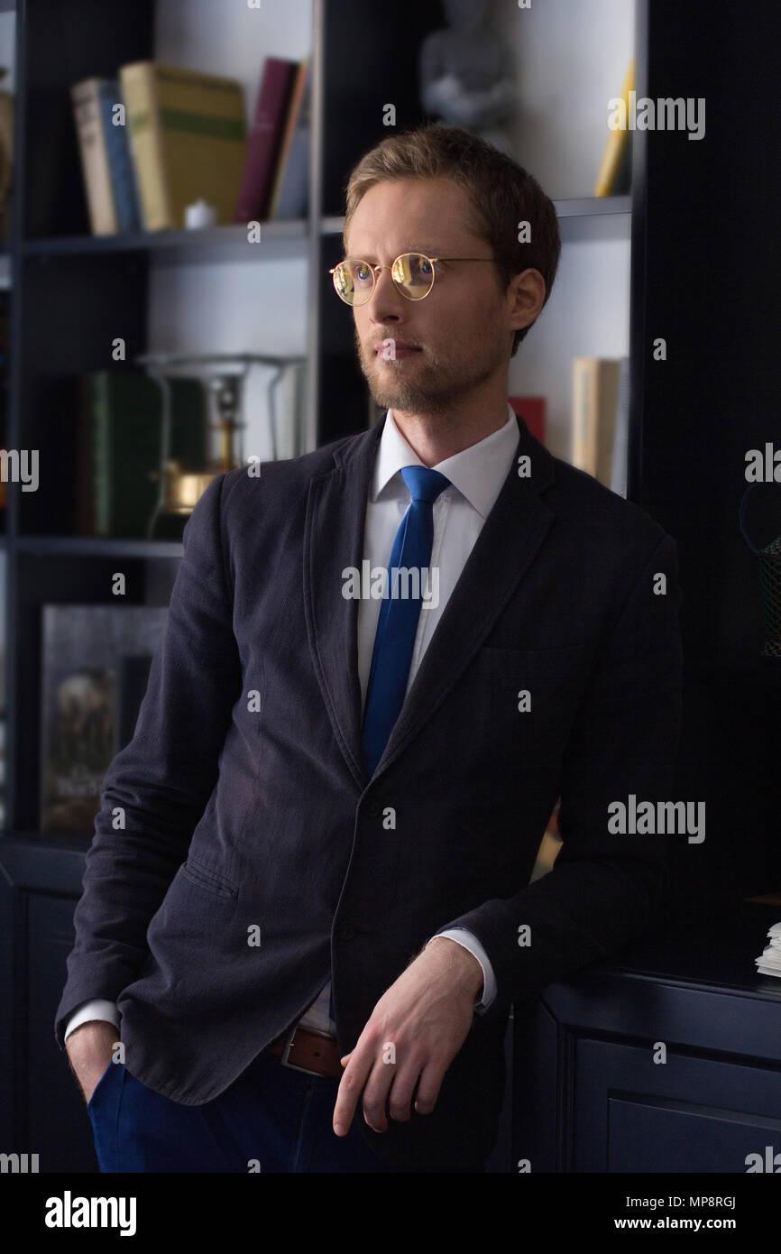 Manager man office luxury hi-res stock photography and images - Alamy