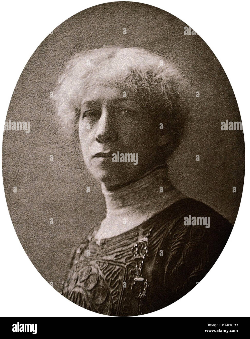 . Miss Anna Elizabeth Klumpke, head and shoulders, in middle age ...