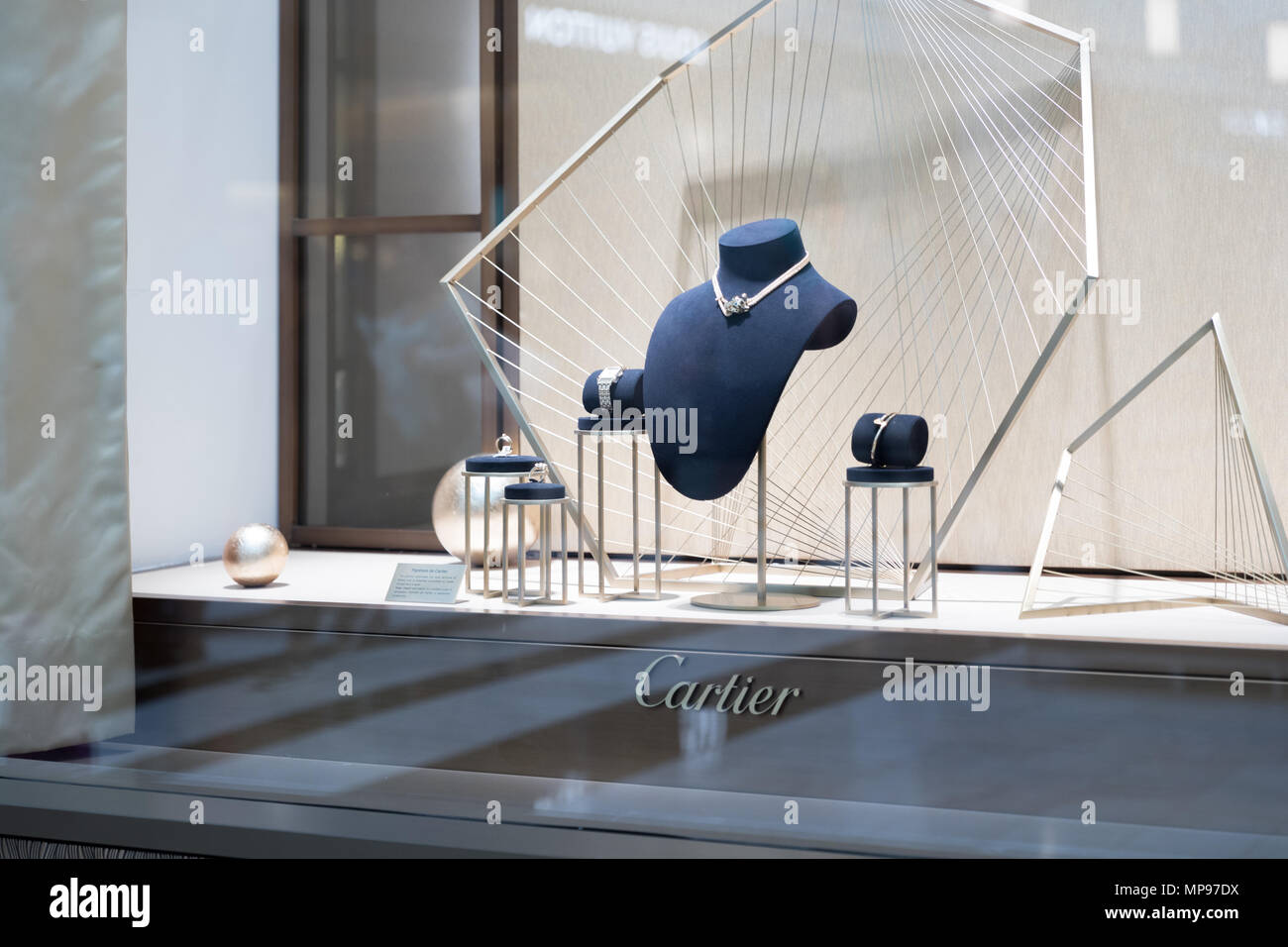 Cartier Outlet High Resolution Stock Photography and Images - Alamy