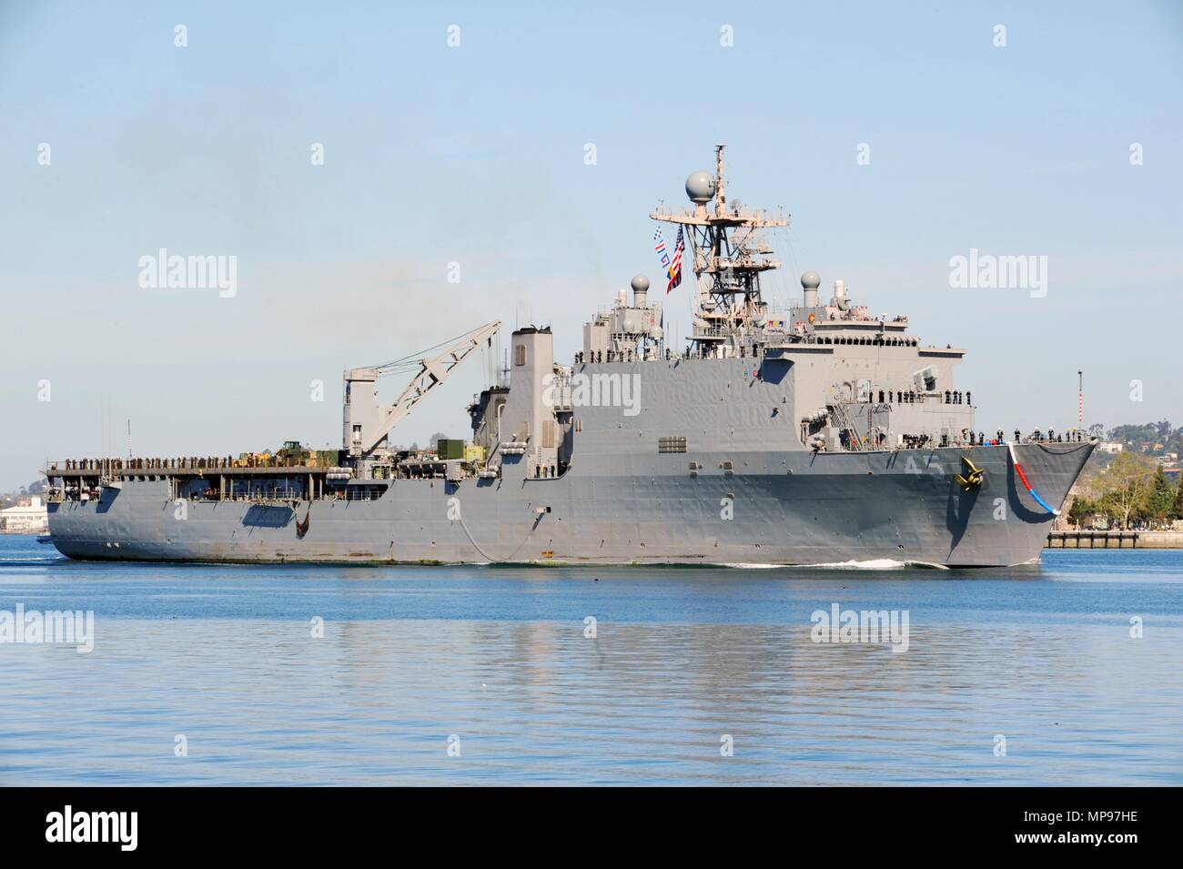 The U.S. Navy Whidbey Island-class amphibious dock landing ship USS ...