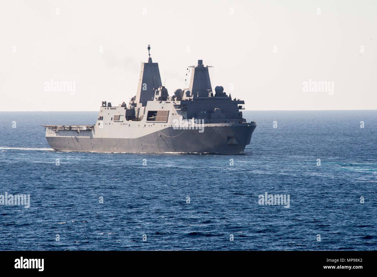 The U.S. Navy San Antonio-class amphibious transport dock ship USS ...