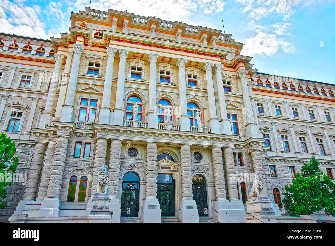 Palace of Justice in Vienna, Austria in summer Stock Photo - Alamy