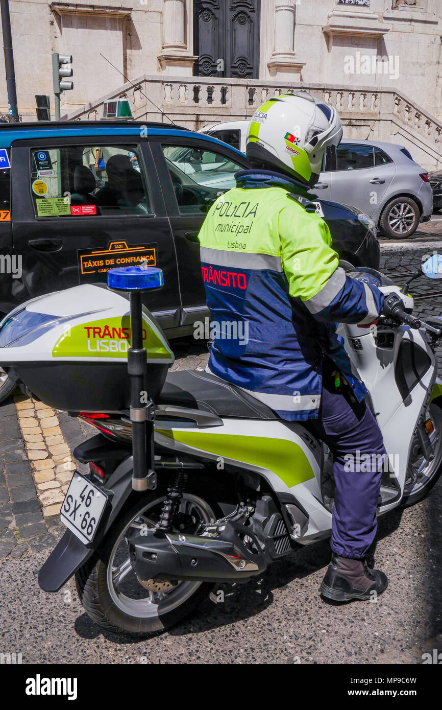 Portuguese police officer hi-res stock photography and images - Alamy