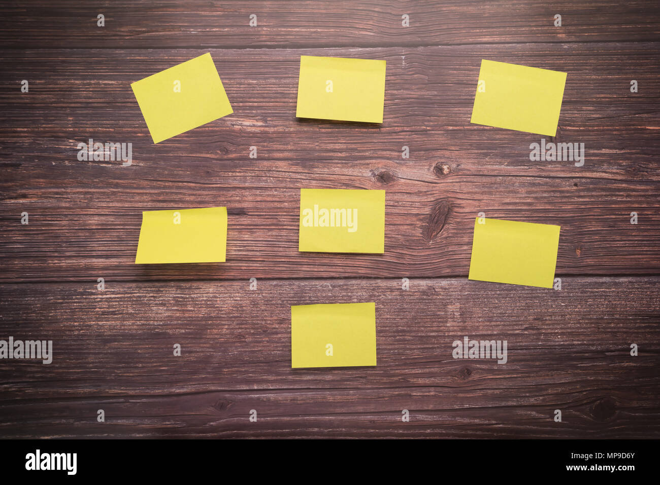 sticky note blank space on the wooden board backgrounds Stock Photo - Alamy