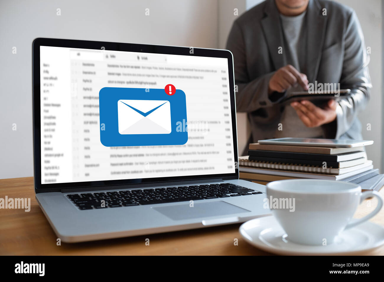 Mail Communication Connection message to mailing contacts phone Global ...