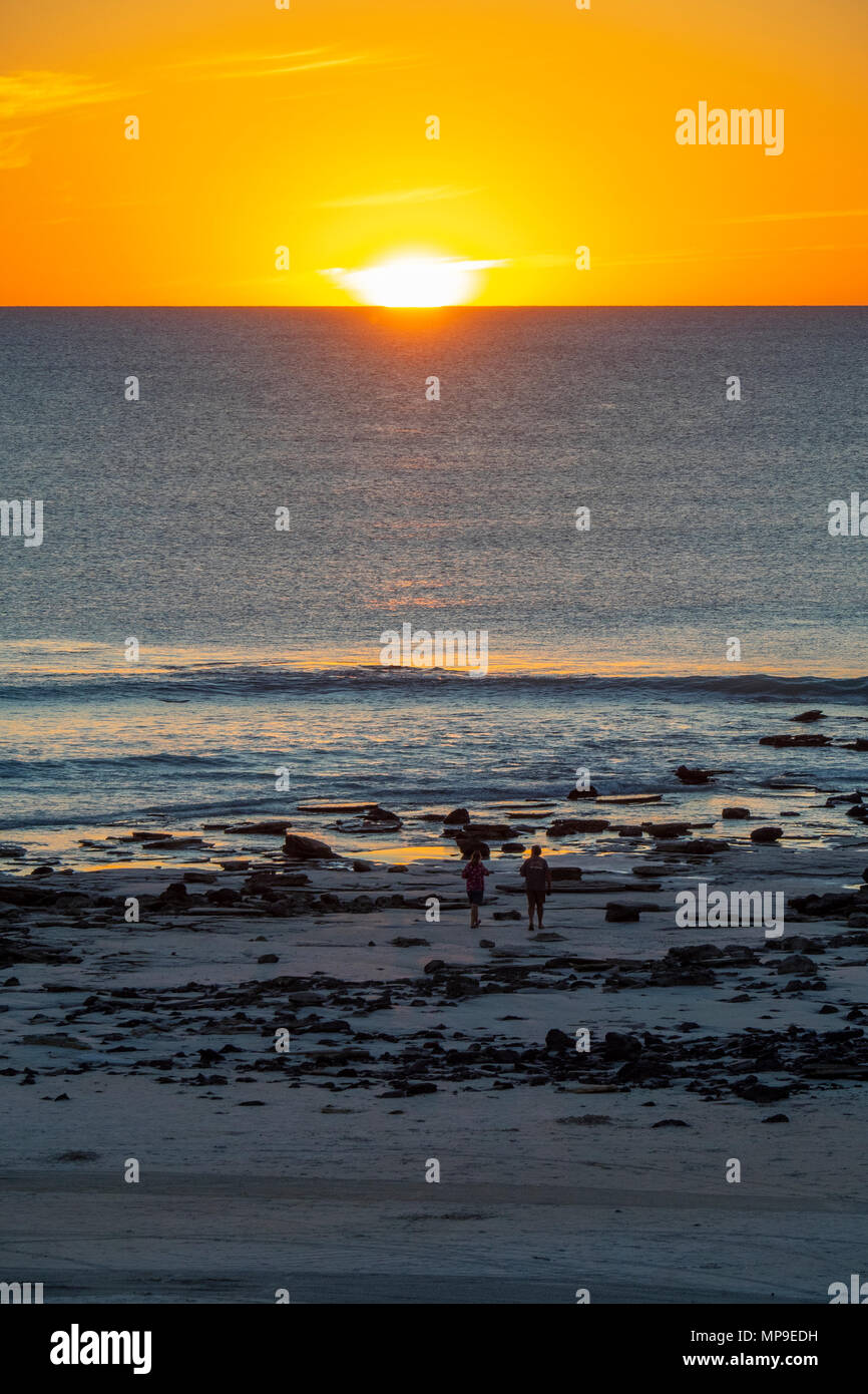 Australian surf beach sunset hi-res stock photography and images - Alamy