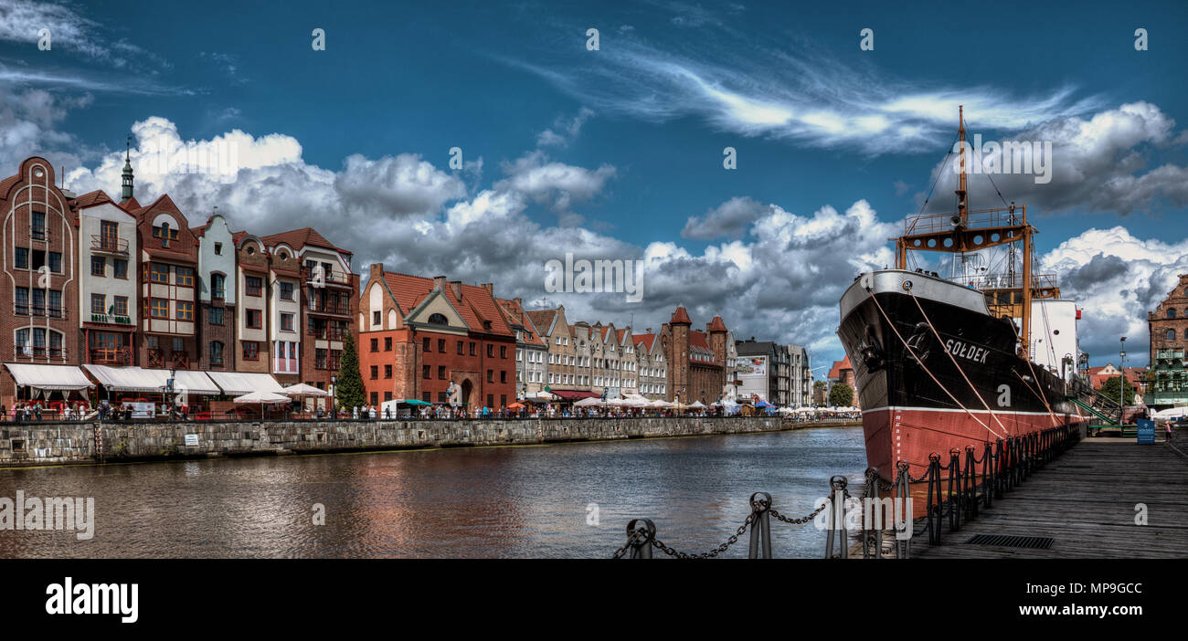 Gdańsk - Gdansk - Danzig. Motława River Stock Photo - Alamy