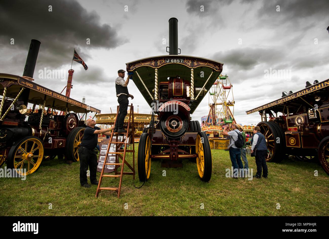 Old fair machines hi-res stock photography and images - Alamy